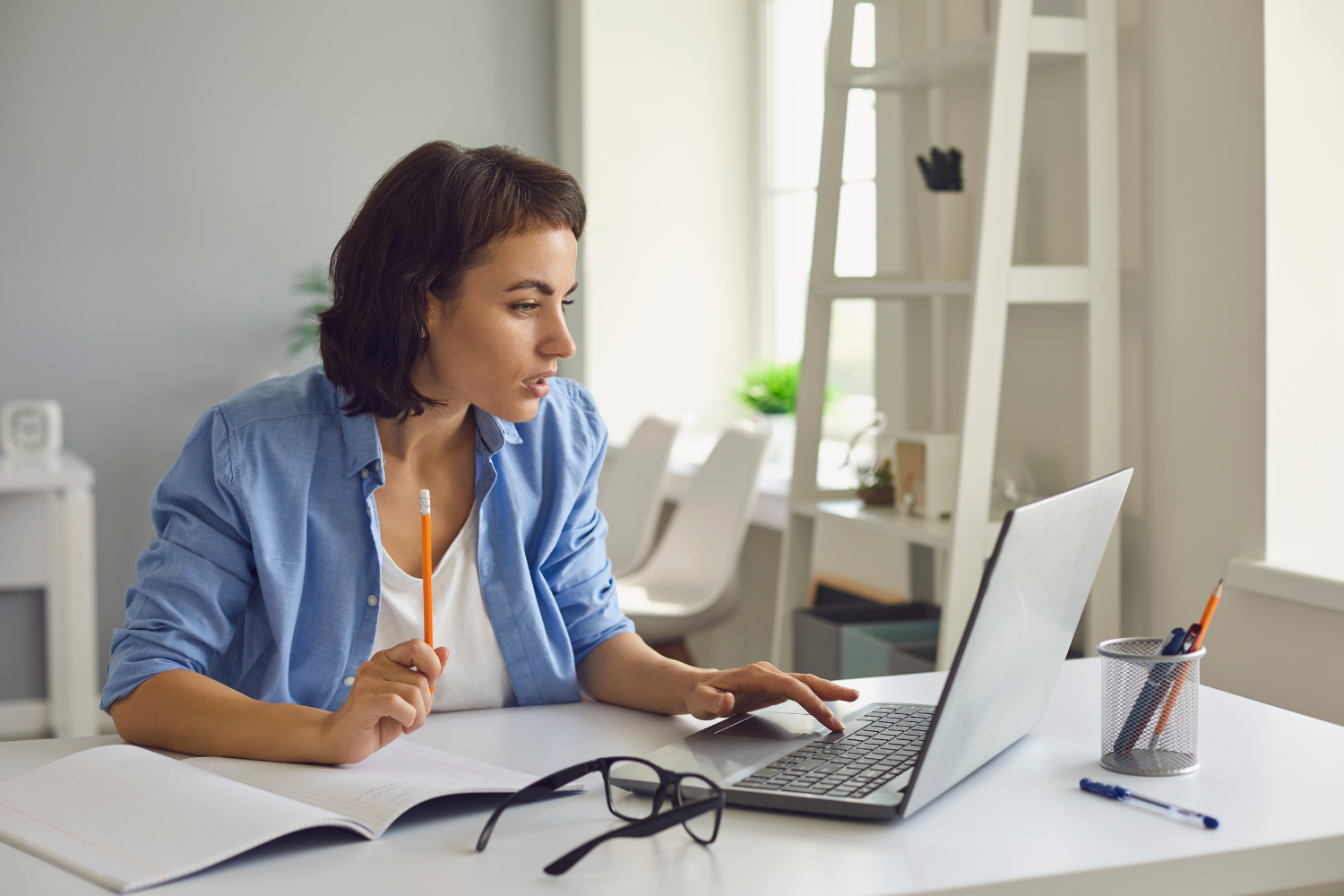 The Good, the Bad, and the Ugly of Online Classes - Free College Info