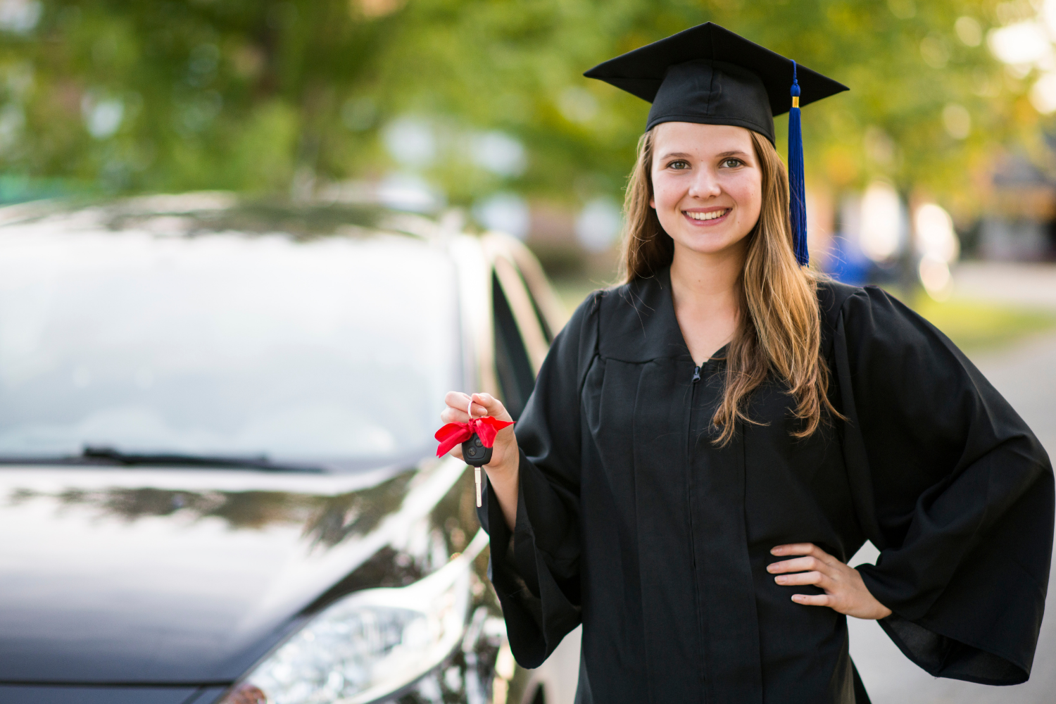The 4 Best College Graduation Gift Ideas - Free College Info