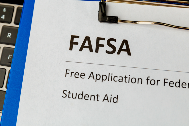 How to Fill Out the FAFSA Form for College: Tips and Tricks