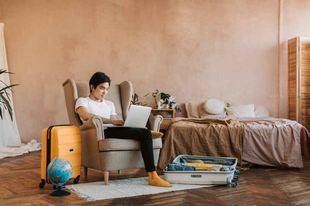 Traveling Home from College: Preparing for Breaks and Holidays - Free ...